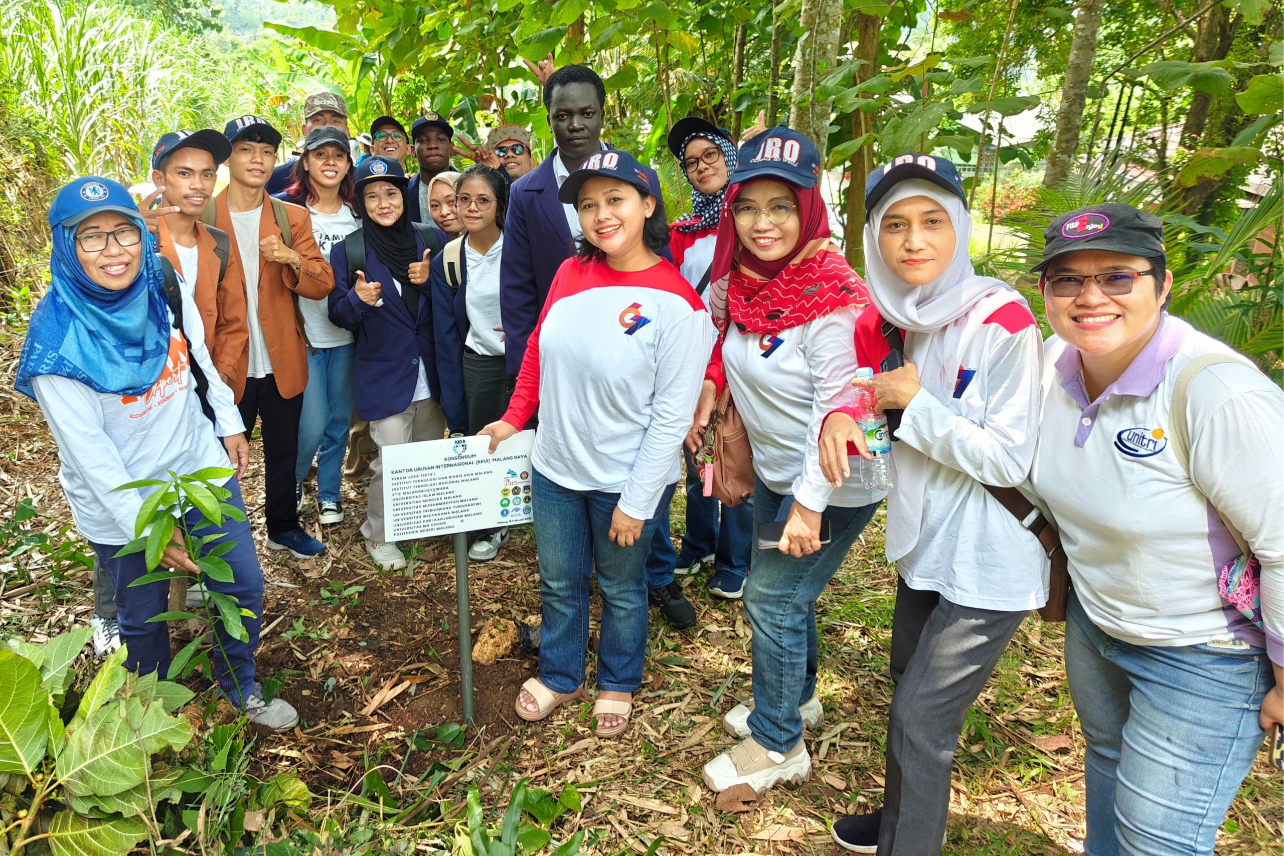 Unikama Berperan Aktif dalam Pengabdian Internasional, Aksi Nyata untuk ...